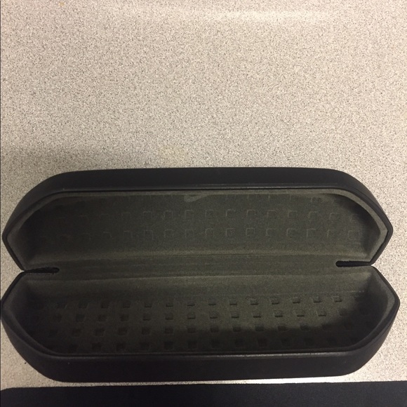 Nike | Accessories | Nike Bundle Cases Clear And Black Plastic Case ...